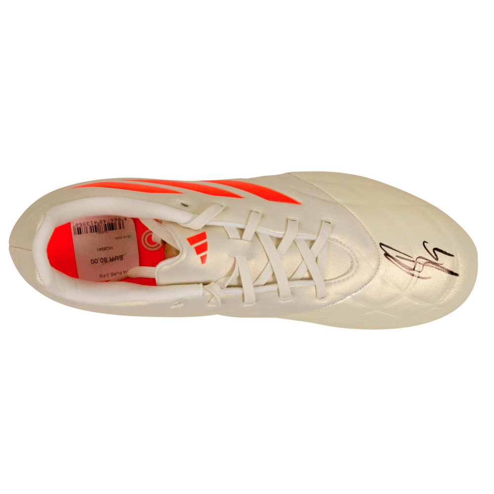Karim Benzema Signed Soccer Cleat (Beckett) | Pristine Auction