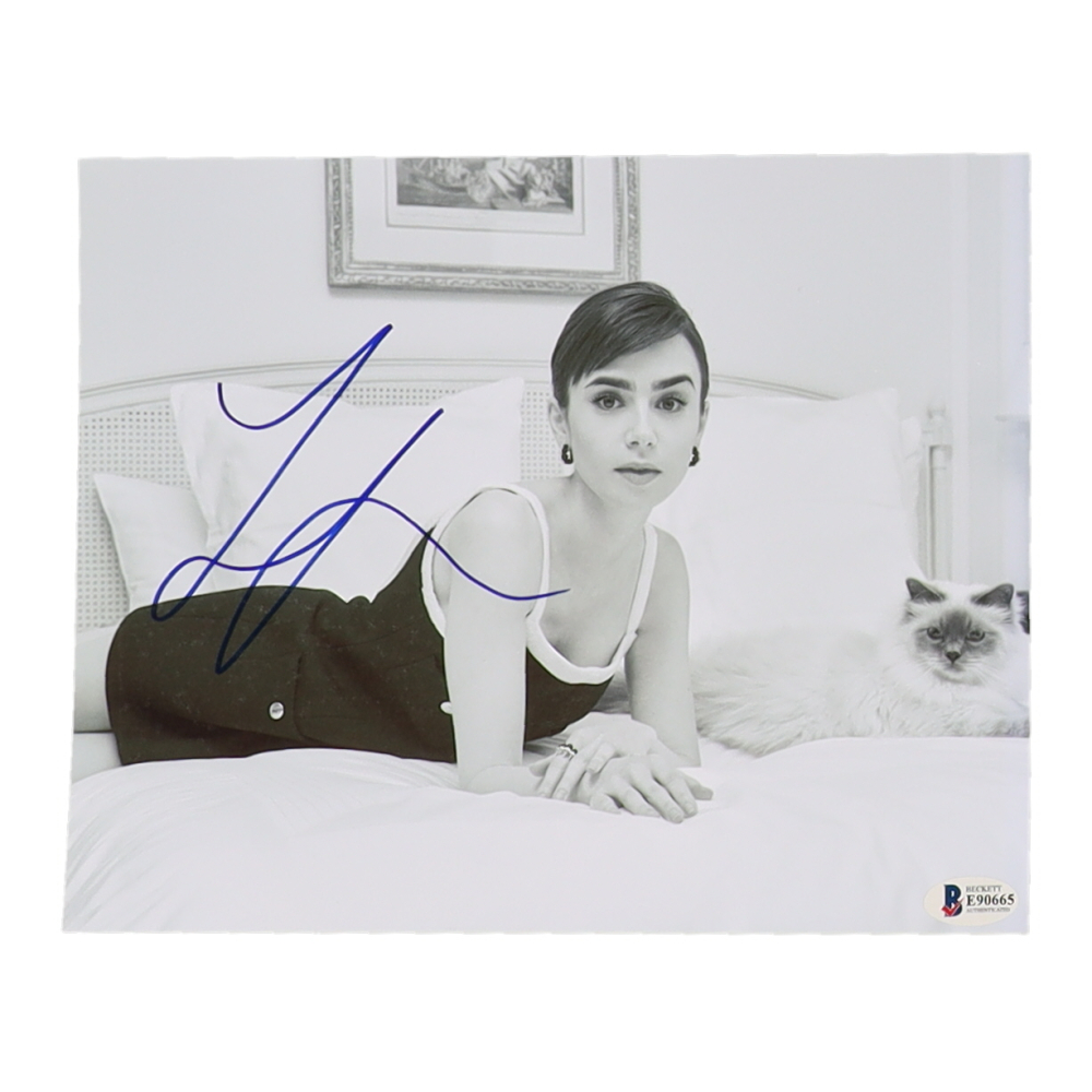 Lily Collins Signed 8x10 Photo (Beckett) | Pristine Auction