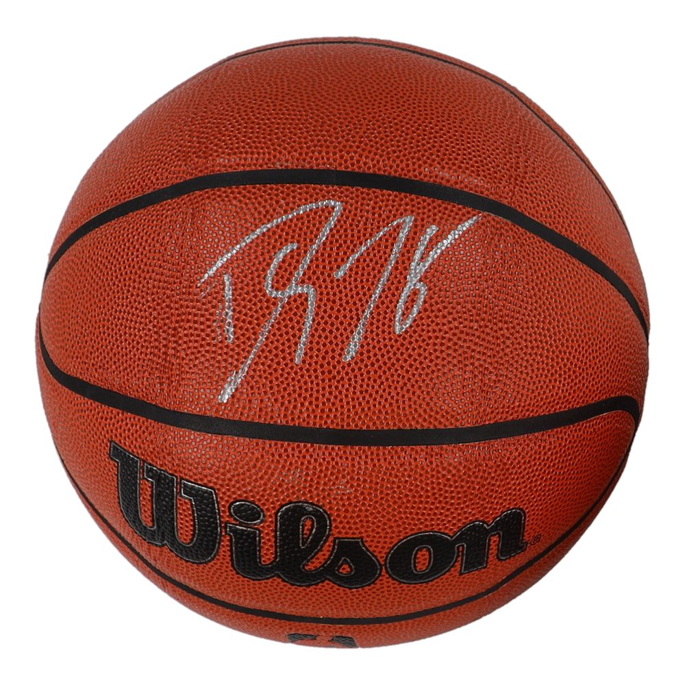 Dwight Howard Signed NBA Basketball (Beckett) | Pristine Auction