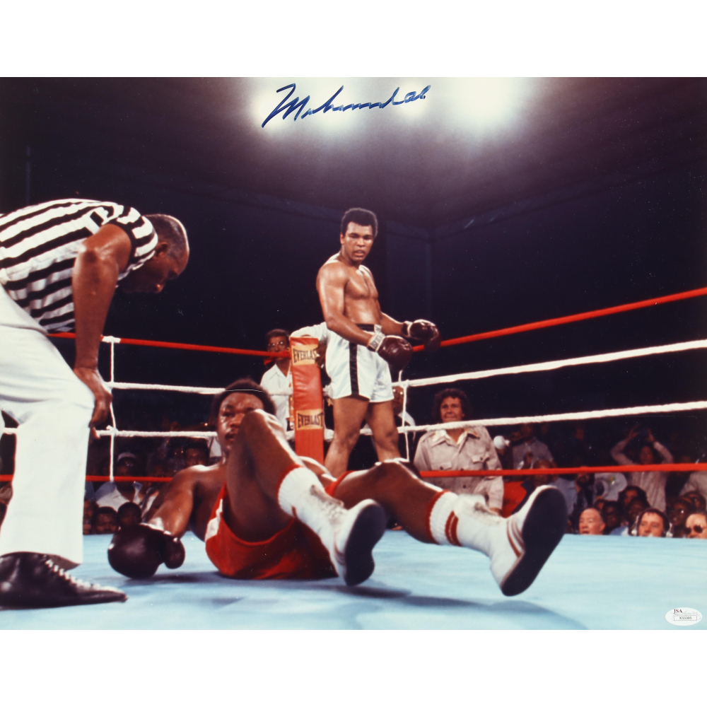 Muhammad Ali Signed 16x20 Photo (JSA) | Pristine Auction