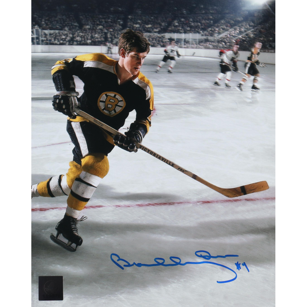 Bobby Orr Signed 8x10 Photo (Orr) | Pristine Auction