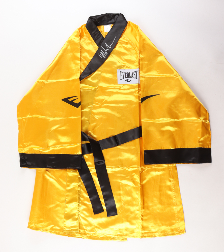 Mike Tyson Signed Everlast Boxing Robe (PSA) | Pristine Auction