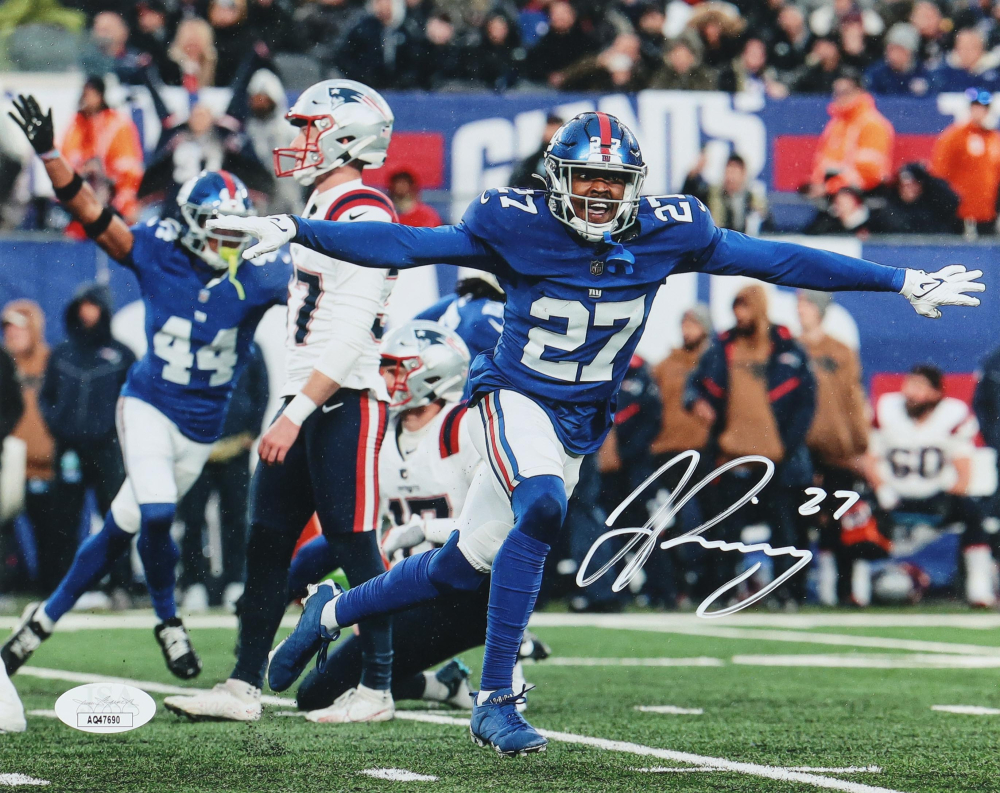 Jason Pinnock Signed 8x10 Photo (JSA) | Pristine Auction