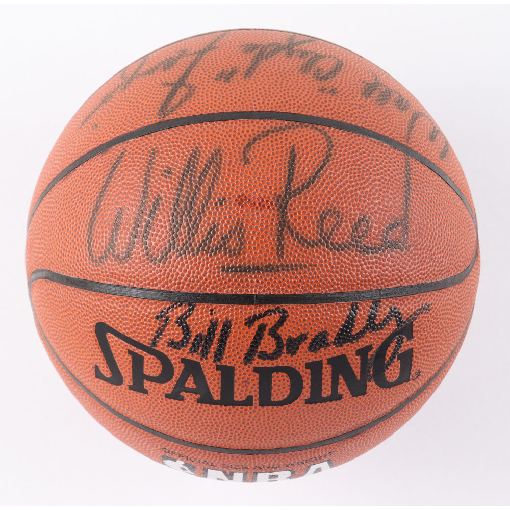 1972-73 NBA Champion New York Knicks NBA Basketball Signed By (5) Hall ...