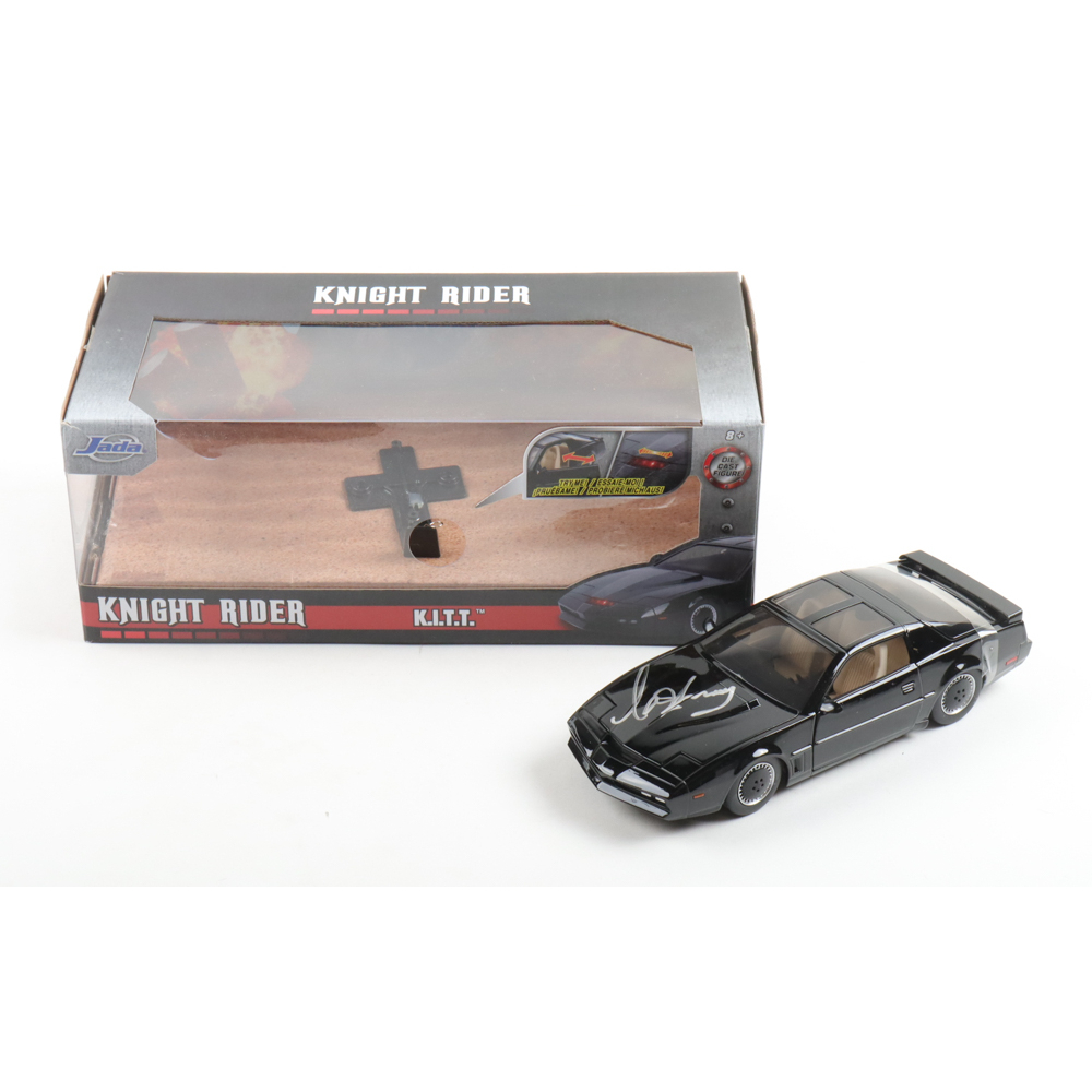 David Hasselhoff Signed "Knight Rider" 1:24 Diecast Car (Beckett ...