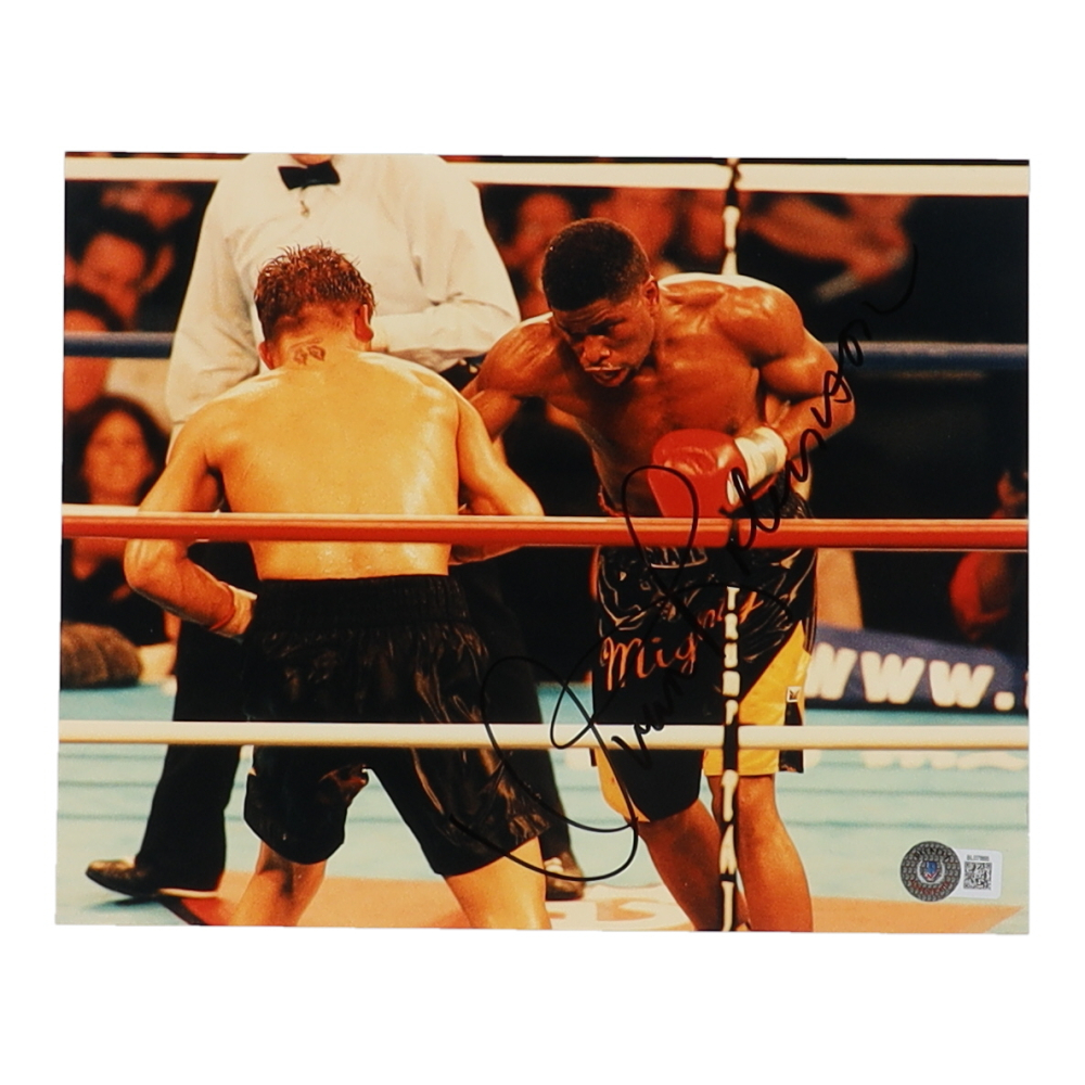 Ivan Robinson Signed 8x10 Photo (Beckett) | Pristine Auction