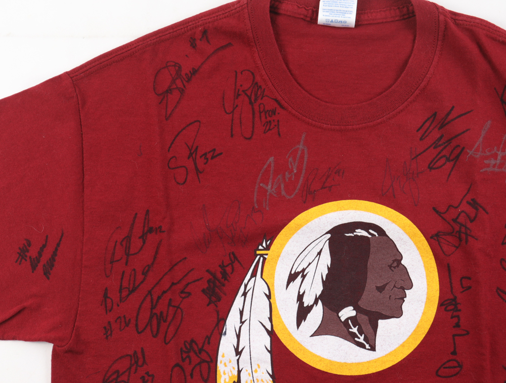Washington Redskins Logo T-shirt Signed by (40) With Bruce Smith, Joe ...