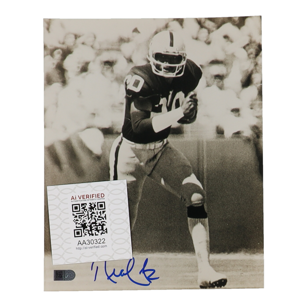 Neal Colzie Signed Raiders 8x10 Photo (AIV) | Pristine Auction