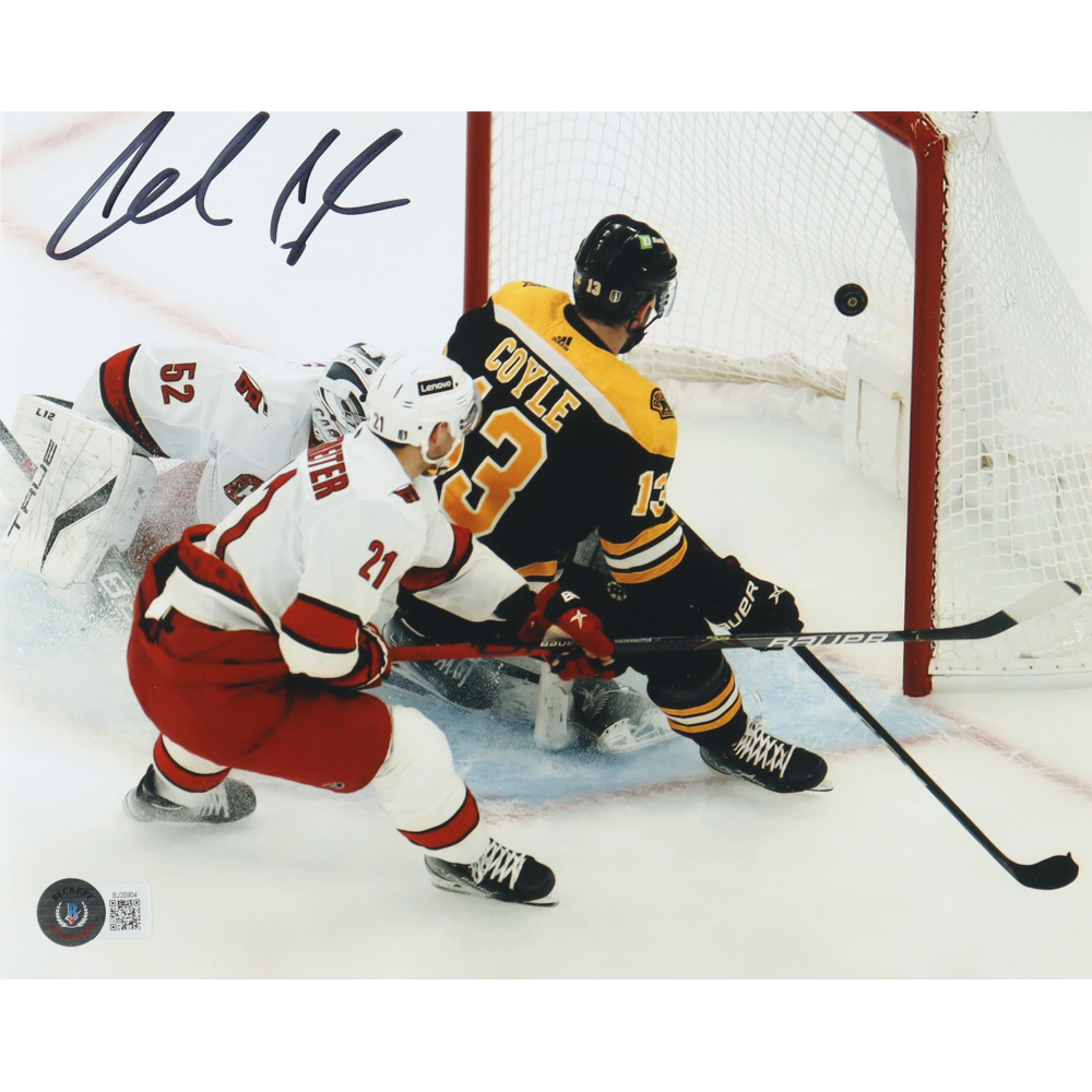 Charlie Coyle Signed Bruins 8x10 Photo (Beckett) | Pristine Auction