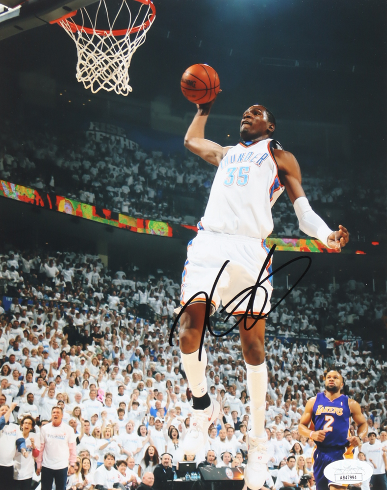 Kevin Durant Signed Thunder 8x10 Photo (JSA) | Pristine Auction