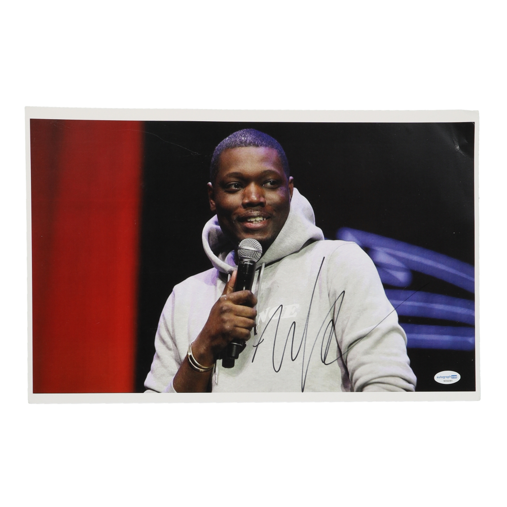 Michael Che Signed "Saturday Night Live" 11x17 Photo (AutographCOA ...