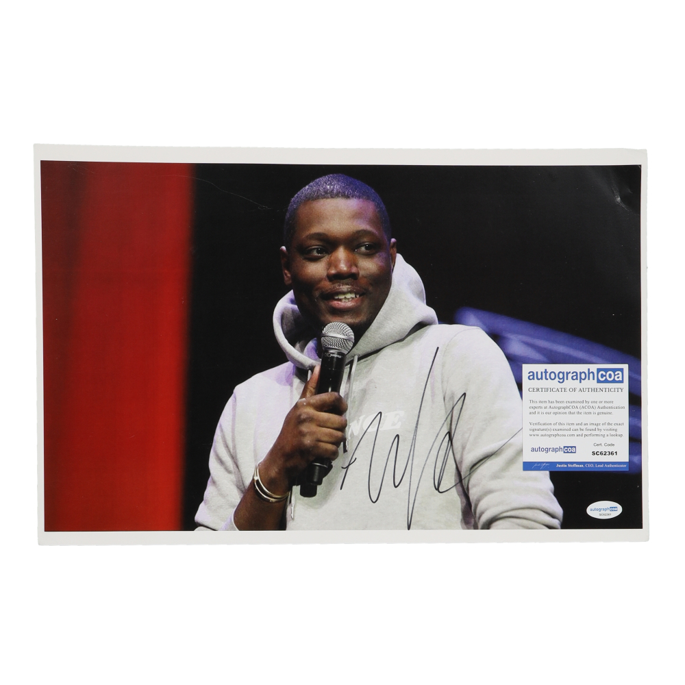 Michael Che Signed "Saturday Night Live" 11x17 Photo (AutographCOA ...