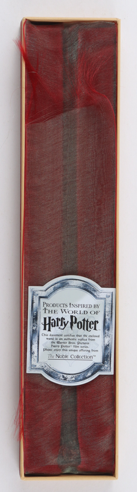 Daniel Radcliffe Signed "Harry Potter" Authentic Replica Wand With ...
