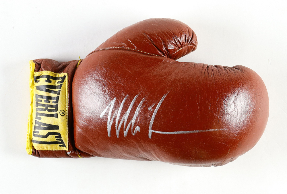Mike Tyson Signed Vintage Everlast Burgundy Boxing Glove (PSA ...