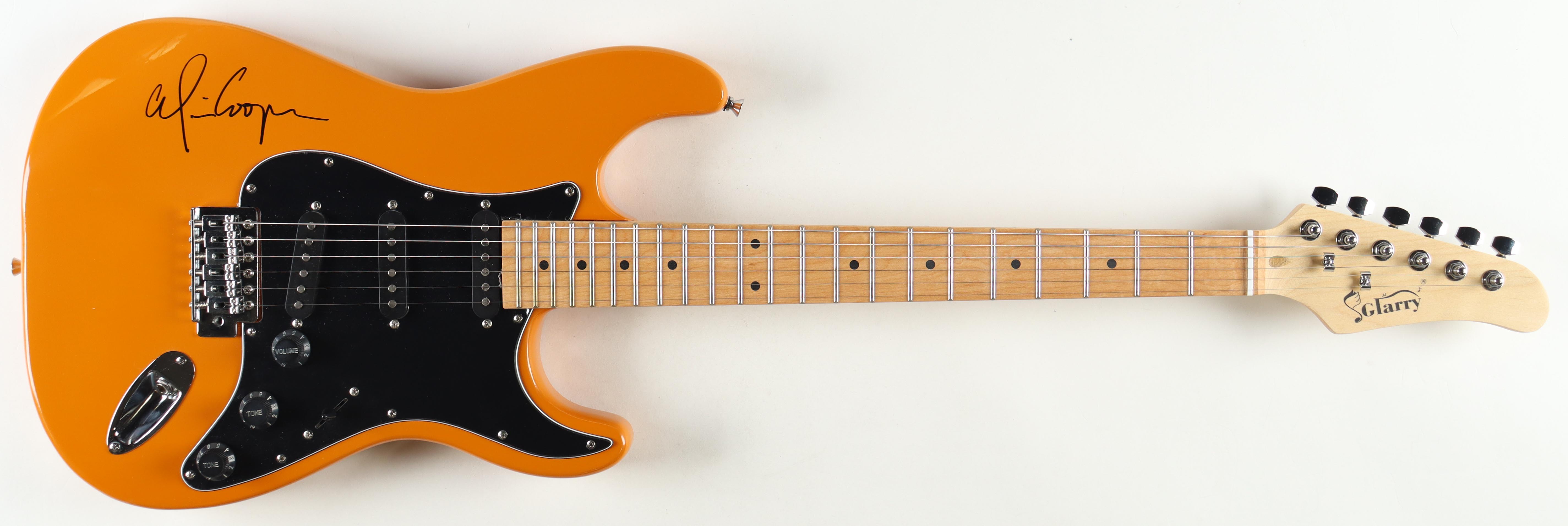 Alice Cooper Signed Full-Size Electric Guitar (Beckett) | Pristine Auction