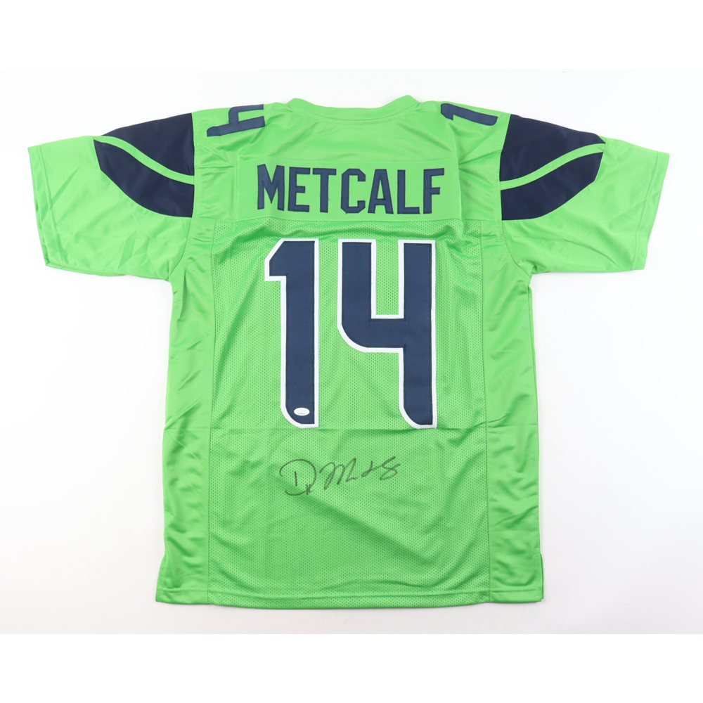 DK Metcalf Signed Jersey (JSA) | Pristine Auction