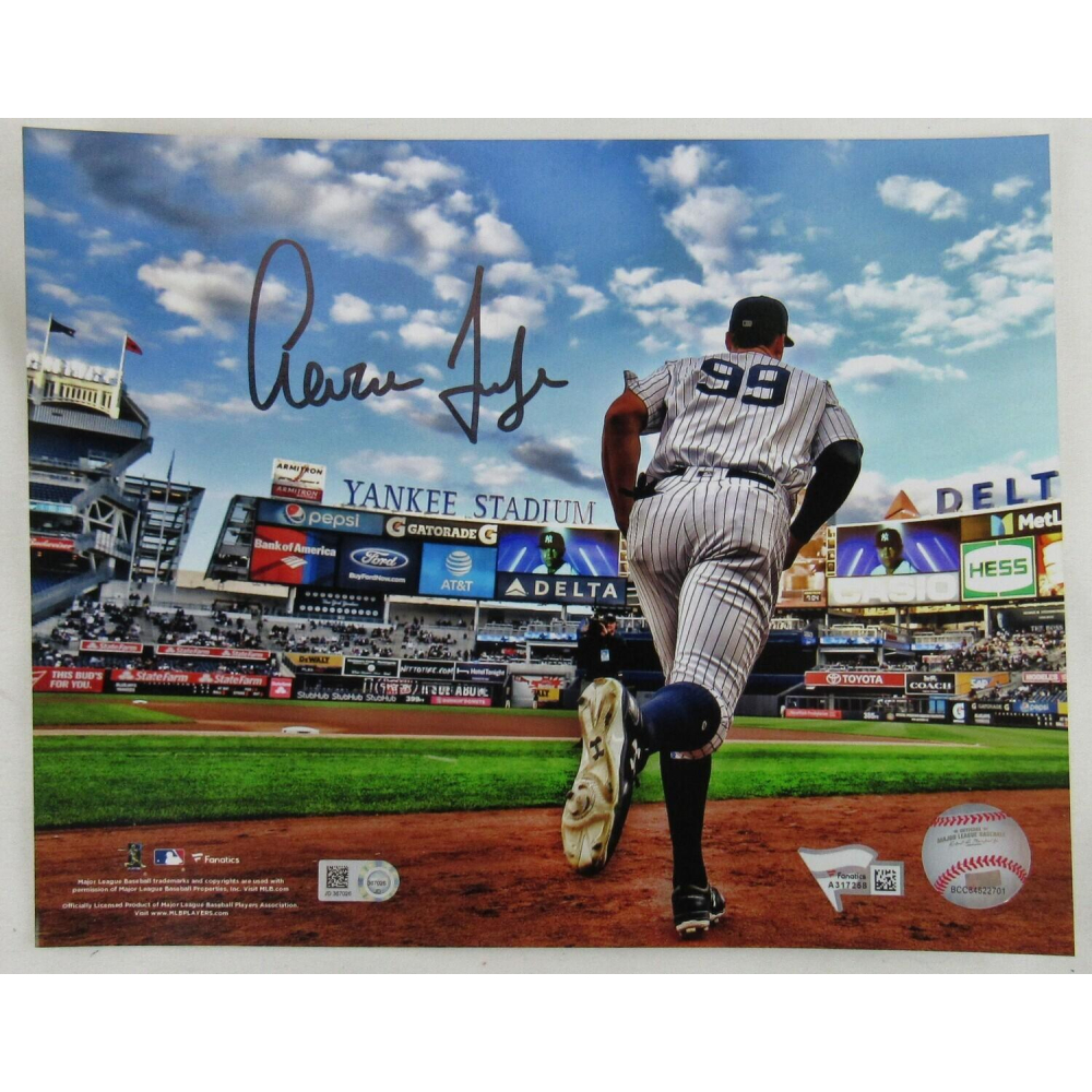 Aaron Judge Signed Yankees 8x10 Photo (Fanatics & MLB) | Pristine Auction
