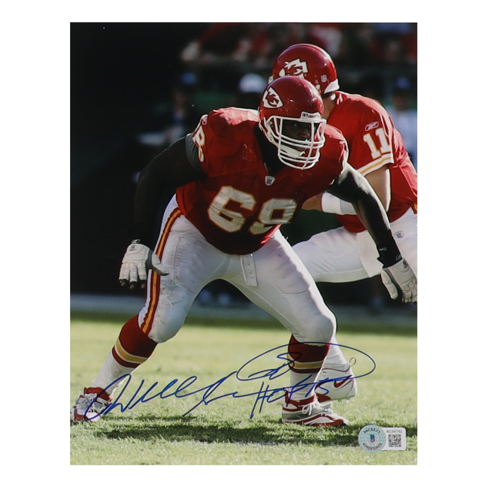 Will Shields Signed Chiefs 8x10 Photo Inscribed "HOF 15" (Beckett) | Pristine Auction
