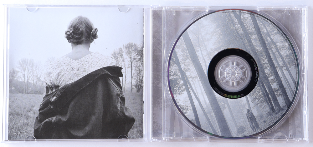 Taylor Swift Signed "Folklore" CD Album Cover (Beckett) | Pristine Auction