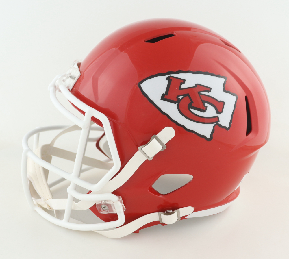 Patrick Mahomes II Signed Chiefs Full-Size Speed Helmet (Beckett ...
