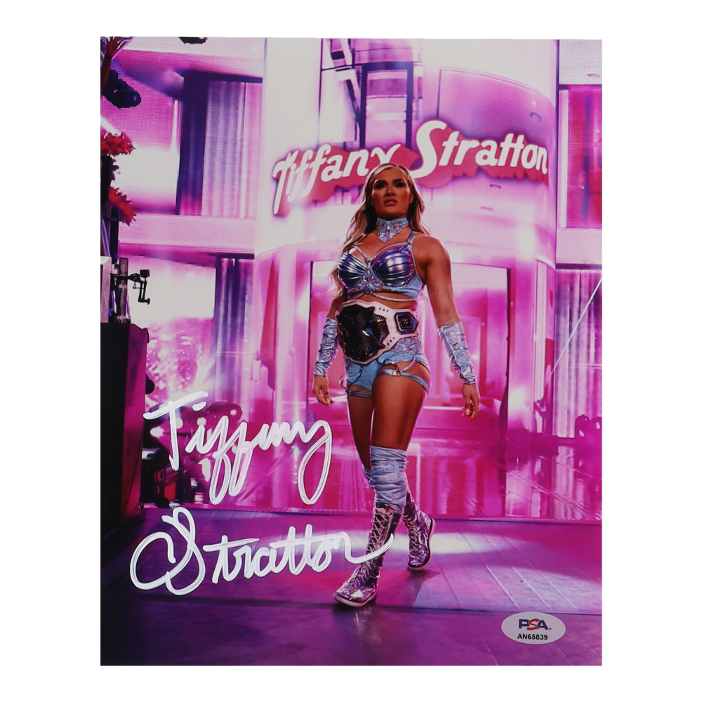 Tiffany Stratton Signed WWE 8x10 Photo (PSA) | Pristine Auction