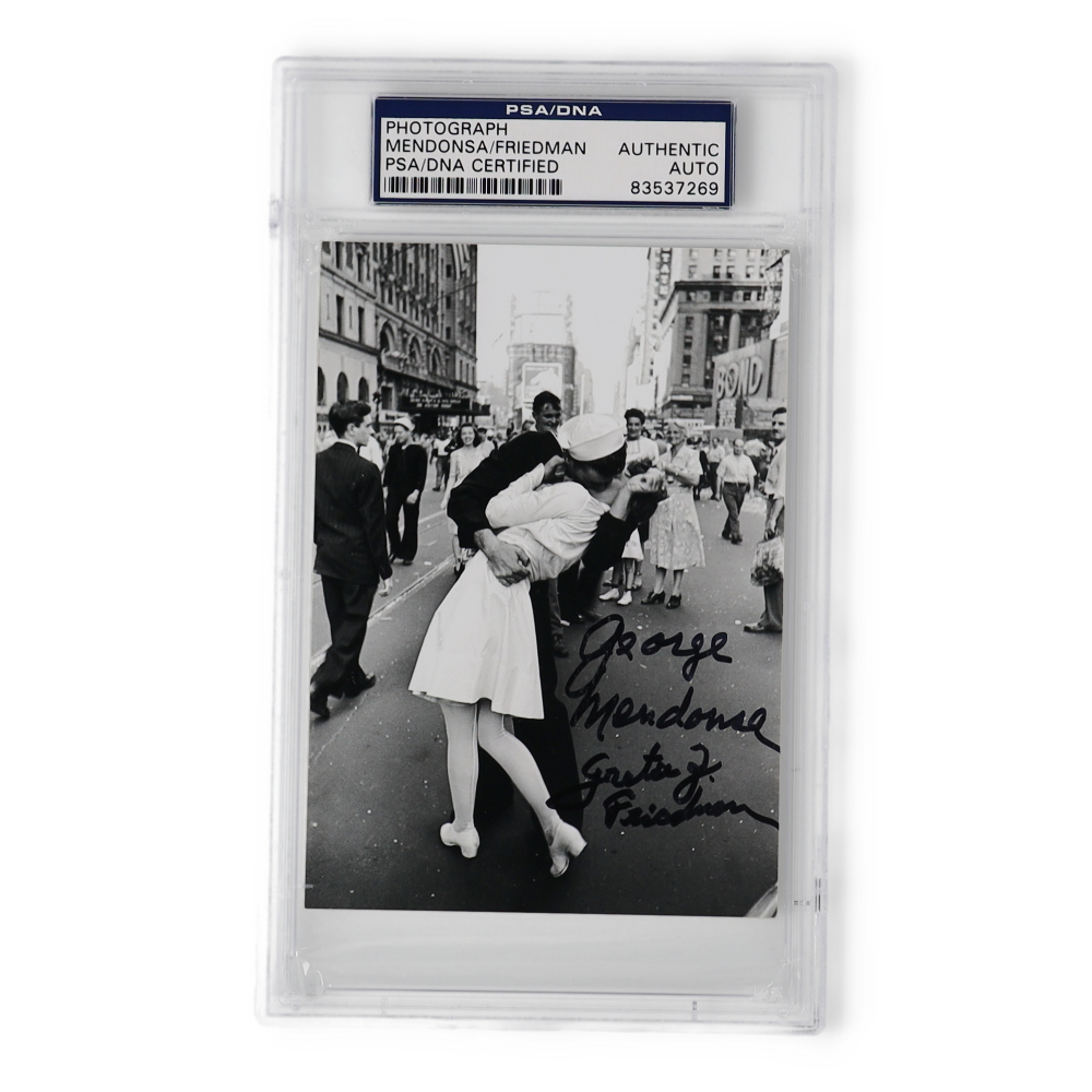 George Mendonsa & Greta Zimmer Friedman Signed "V-J Day in Times Square ...