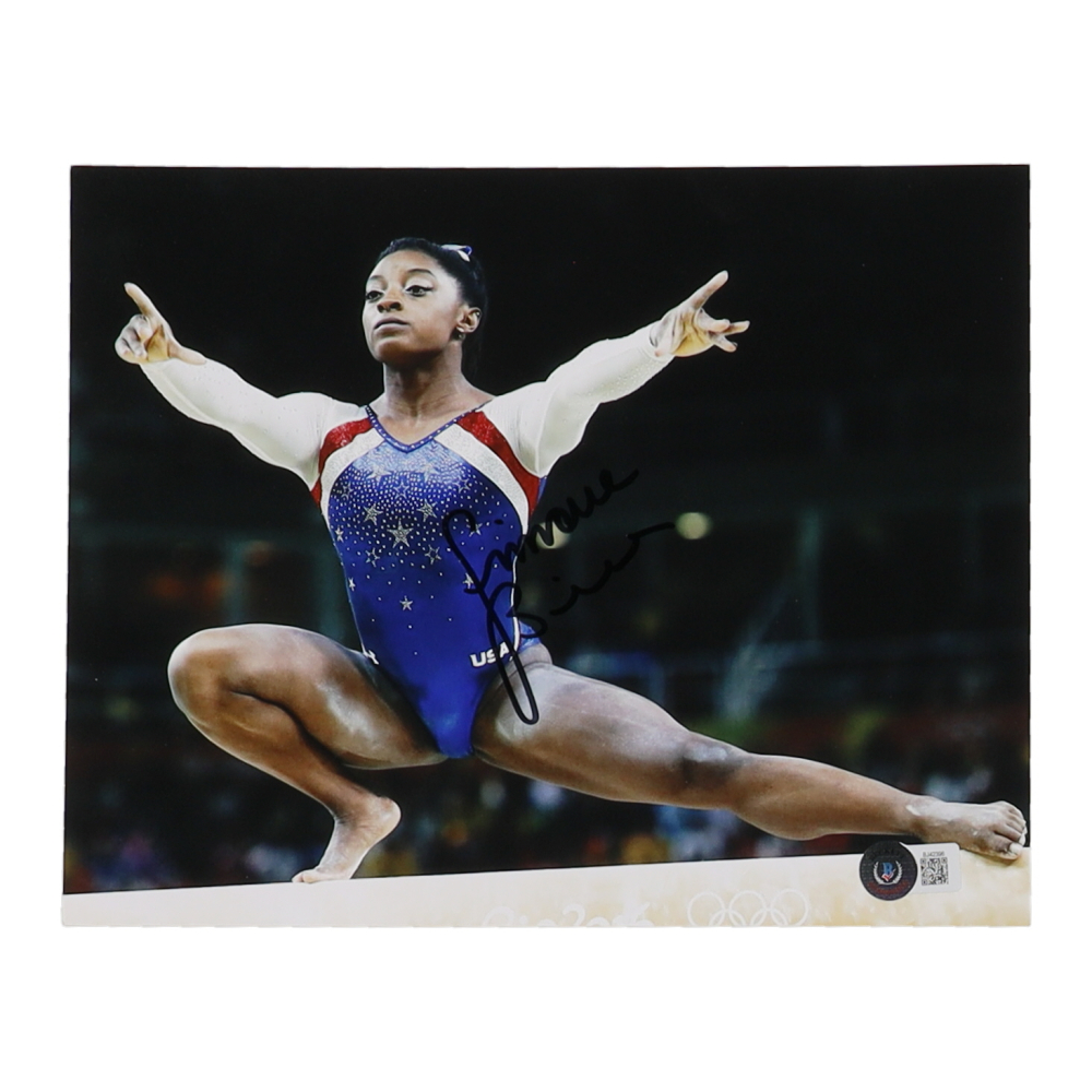 Simone Biles Signed Team USA 8x10 Photo (Beckett) | Pristine Auction