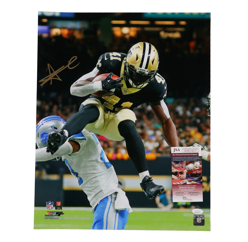 Alvin Kamara Signed Saints 16x20 Photo (JSA) | Pristine Auction