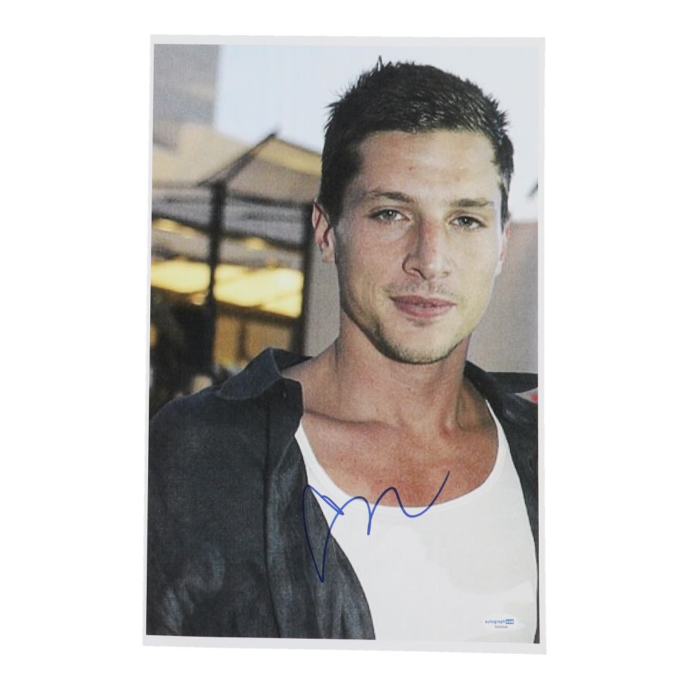 Simon Rex Signed 11x17 Photo Autographcoa Pristine Auction