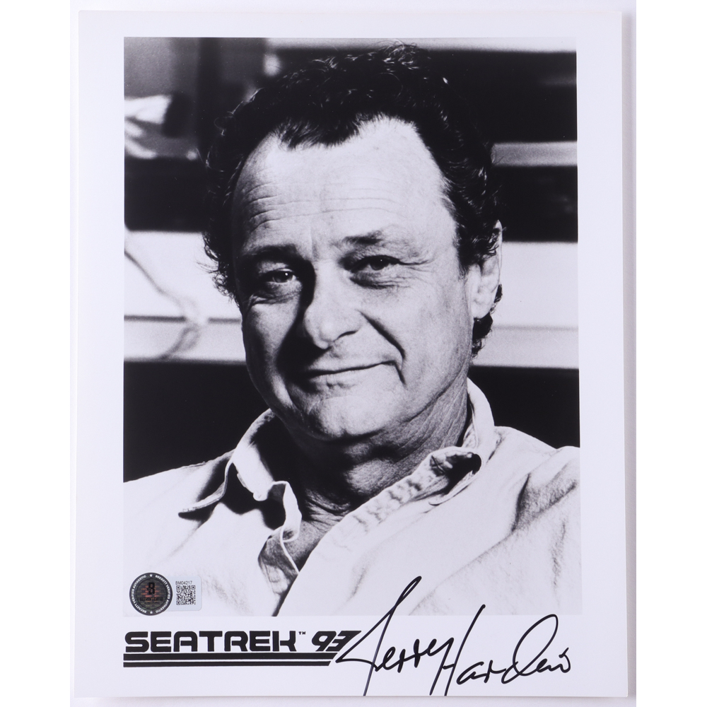 Jerry Hardin Signed 8x10 Photo (Beckett) | Pristine Auction