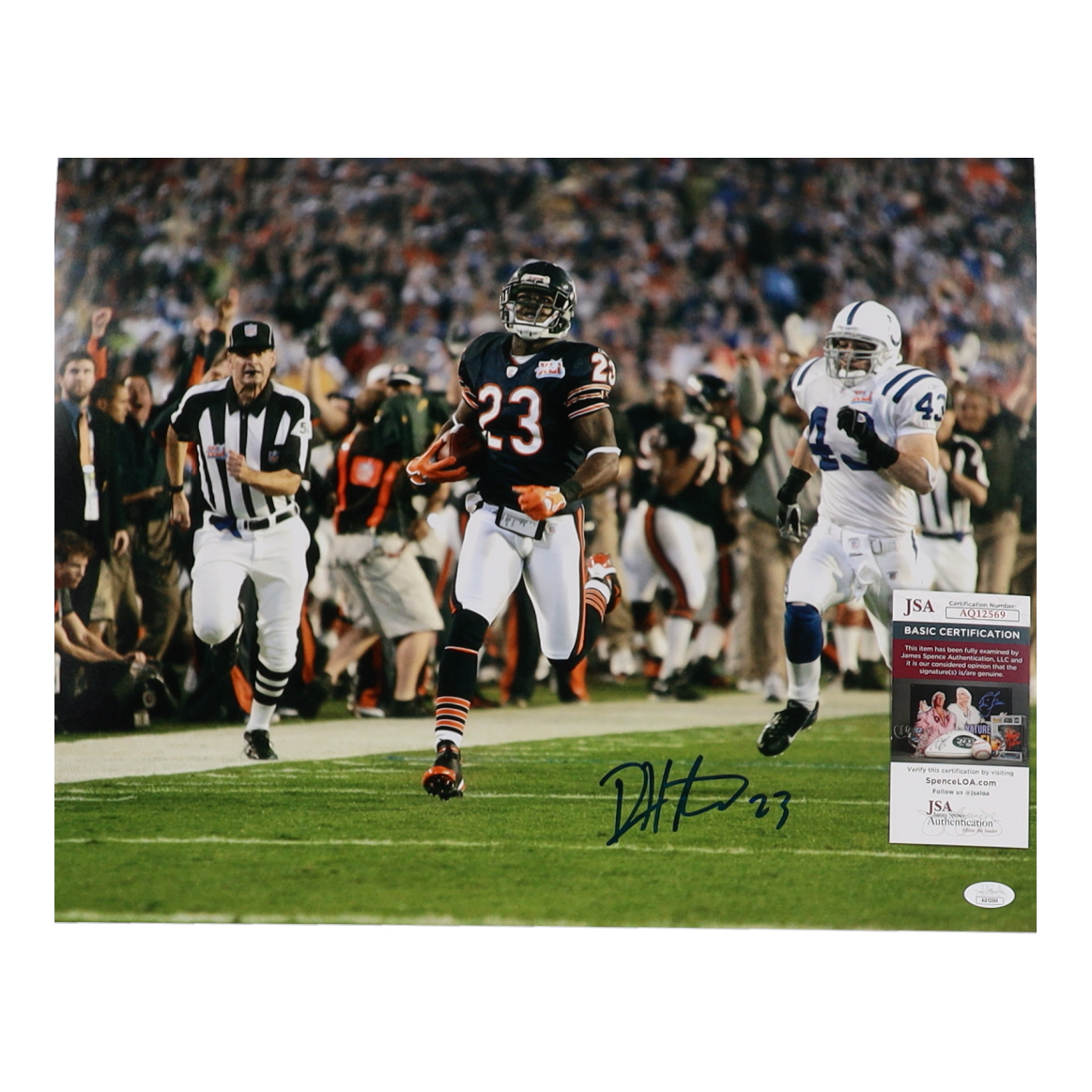 Devin Hester Signed Bears 16x20 Photo (JSA) | Pristine Auction