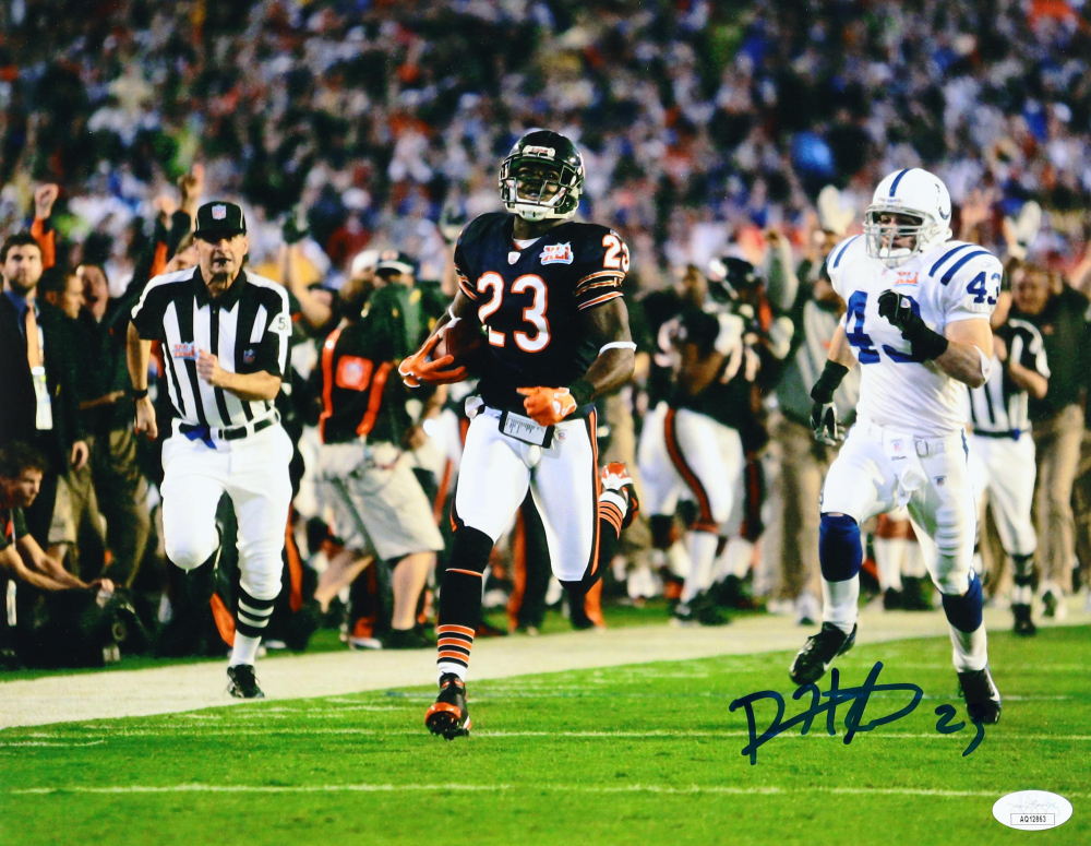 Devin Hester Signed Bears 11x14 Photo (JSA) | Pristine Auction