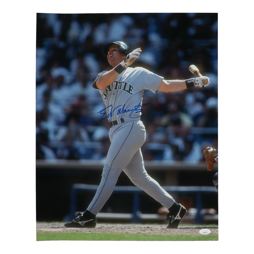 Edgar Martinez Signed Mariners 16x20 Photo (JSA) | Pristine Auction