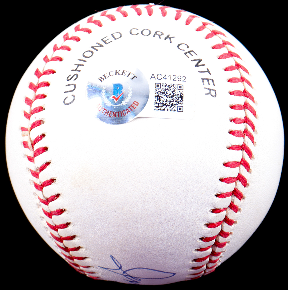 Gerald Ford Signed ONL Baseball (Beckett) | Pristine Auction