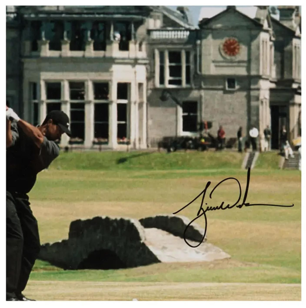 Tiger Woods Signed "2000 British Open" 20x24 Photo (UDA) | Pristine Auction