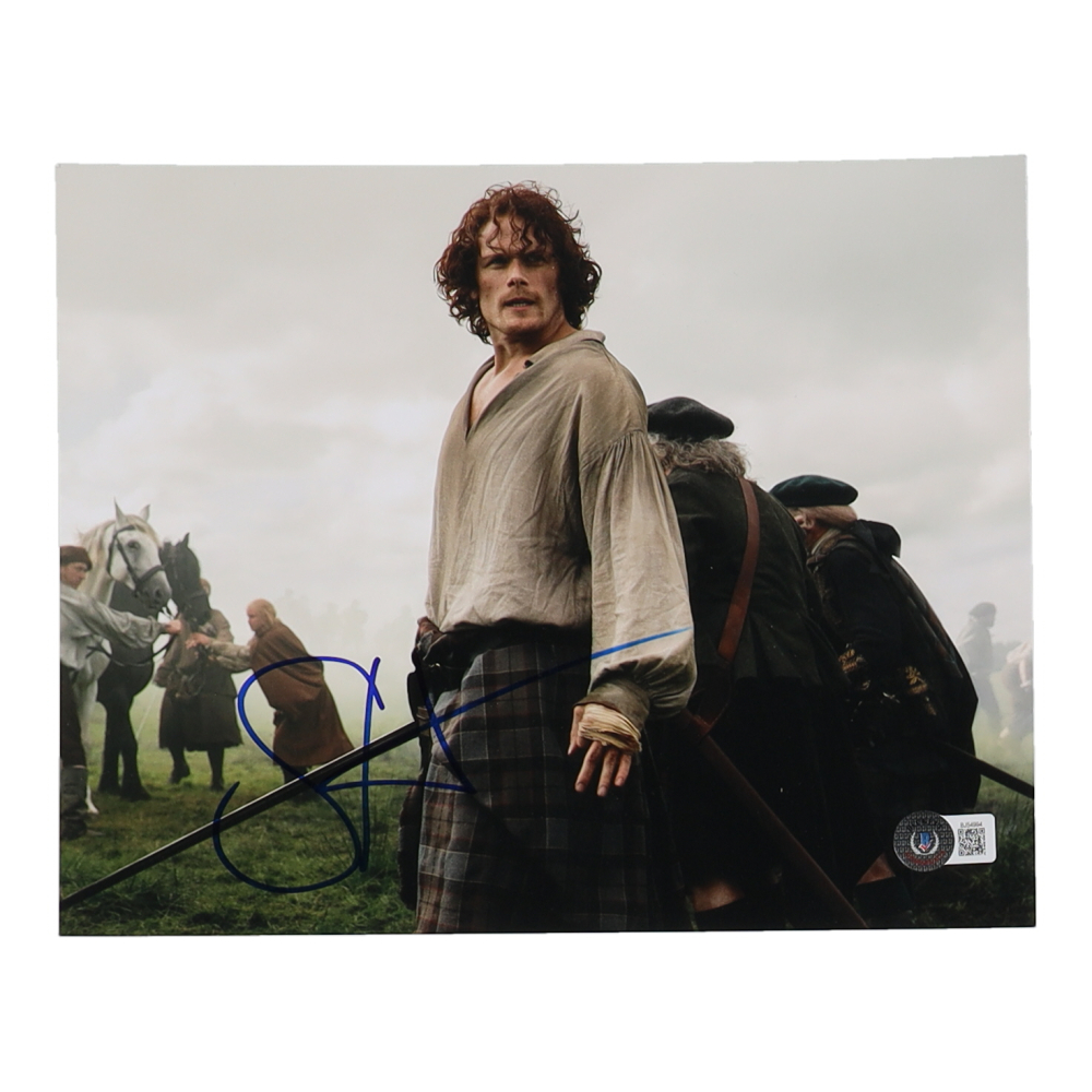 Sam Heughan Signed "Outlander" 8x10 Photo (Beckett) | Pristine Auction
