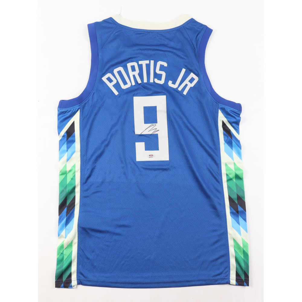 Bobby Portis Jr. Signed Jersey (PSA) | Pristine Auction