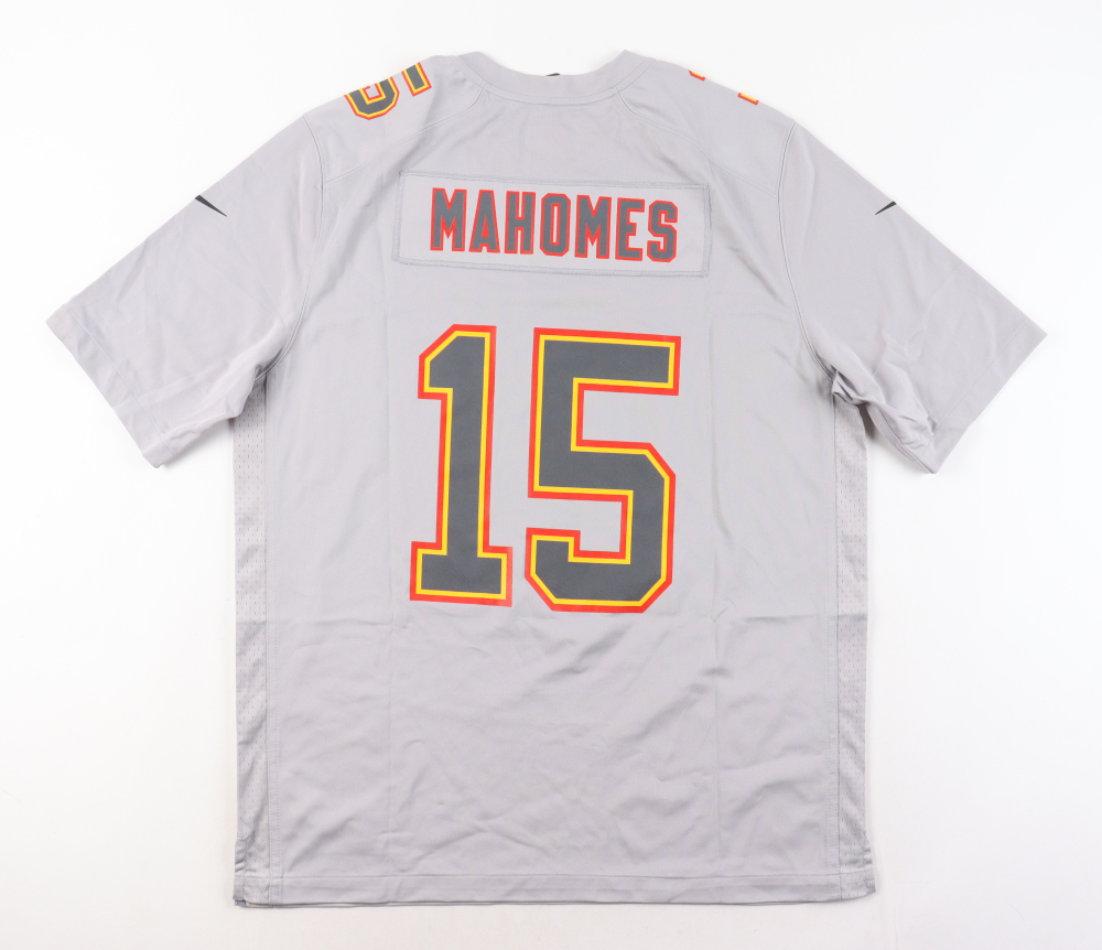 Patrick Mahomes II Signed Chiefs SB LVII Nike Jersey (Beckett ...