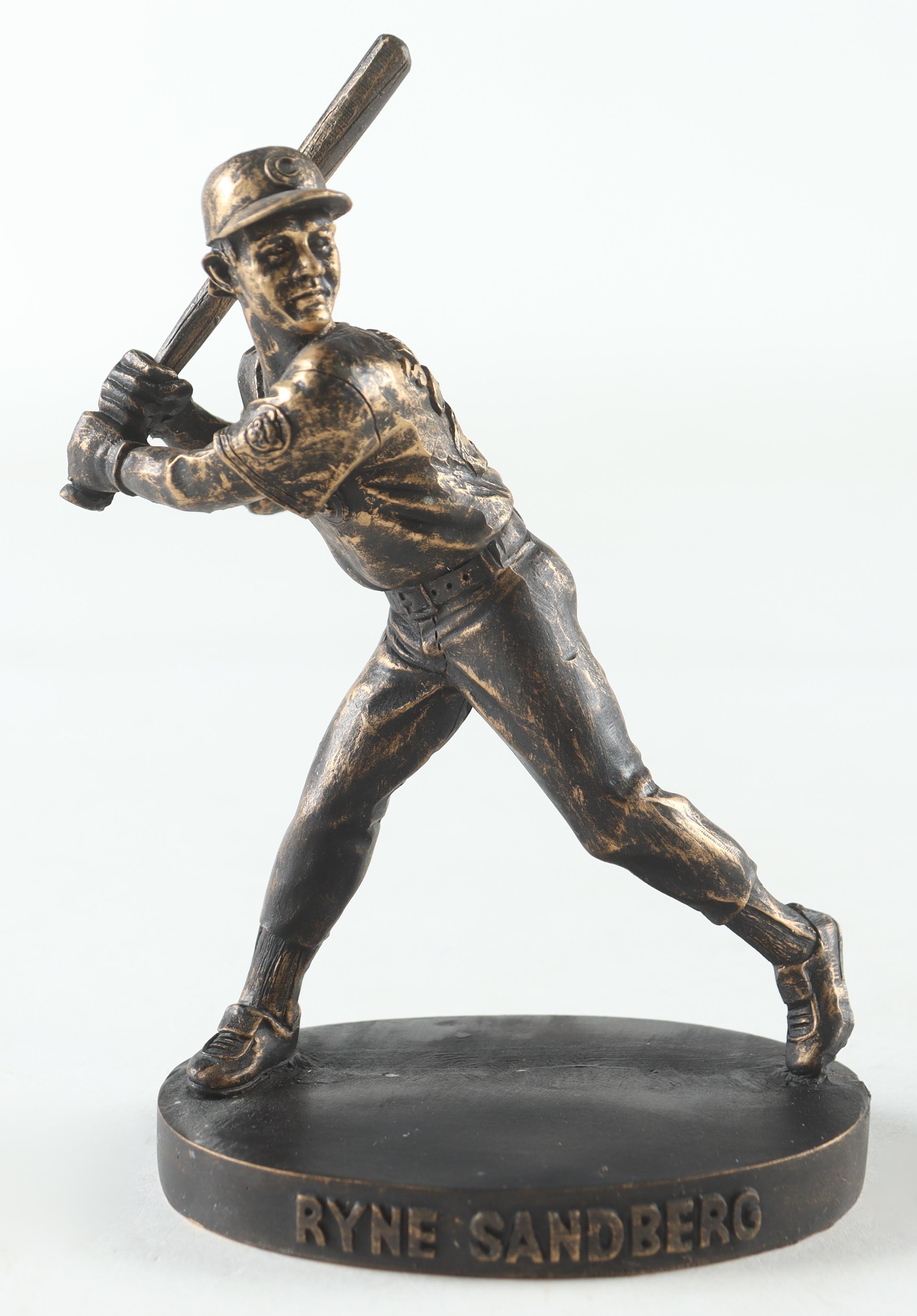 Ryne Sandberg Hall Of Fame Hartland 6.5" Statue | Pristine Auction