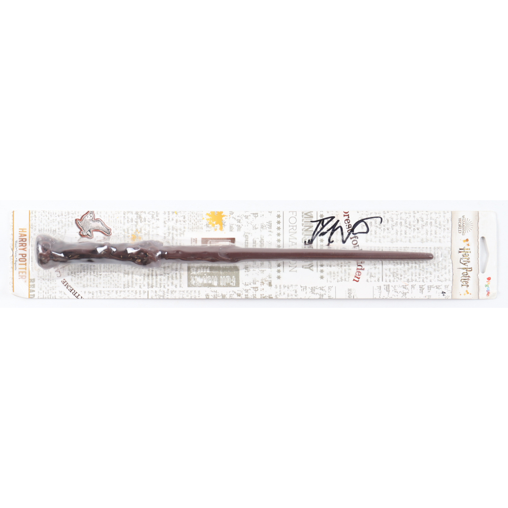 Daniel Radcliffe Signed "Harry Potter" Wizard World Wand (Beckett ...