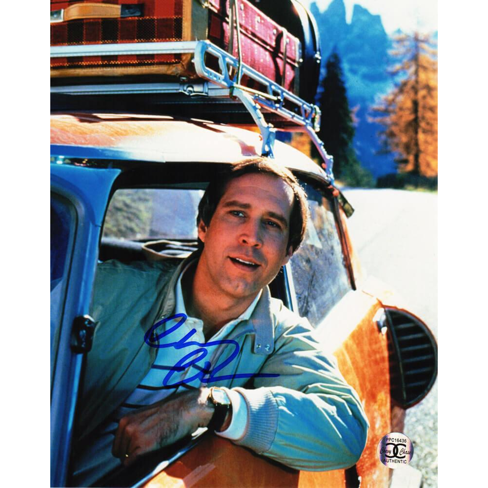 Chevy Chase Signed "National Lampoon's Vacation" 8x10 Photo (Schwartz ...