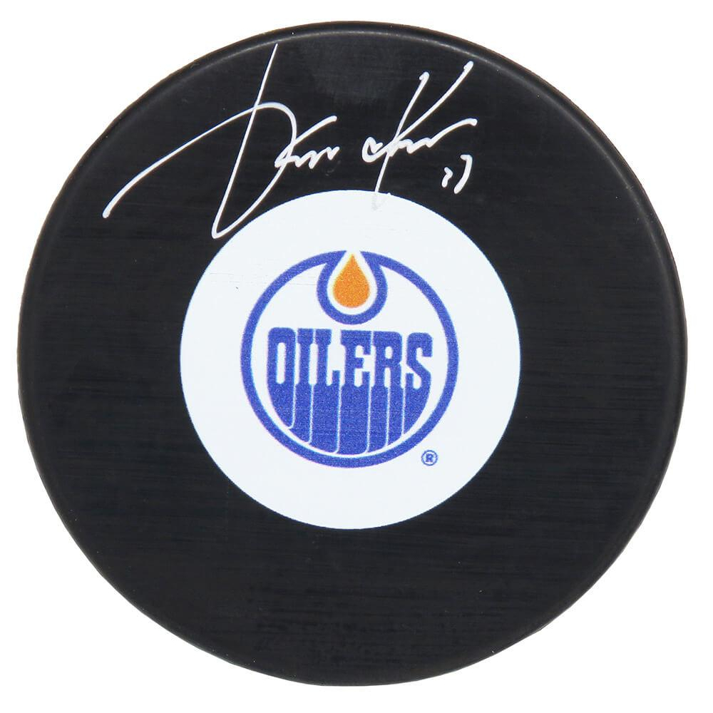 Jari Kurri Signed Oilers Logo Hockey Puck (Schwartz) | Pristine Auction