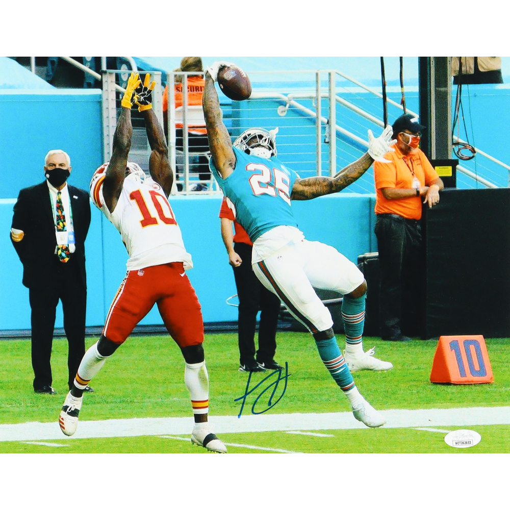 Xavien Howard Signed Dolphins 11x14 Photo (JSA) | Pristine Auction