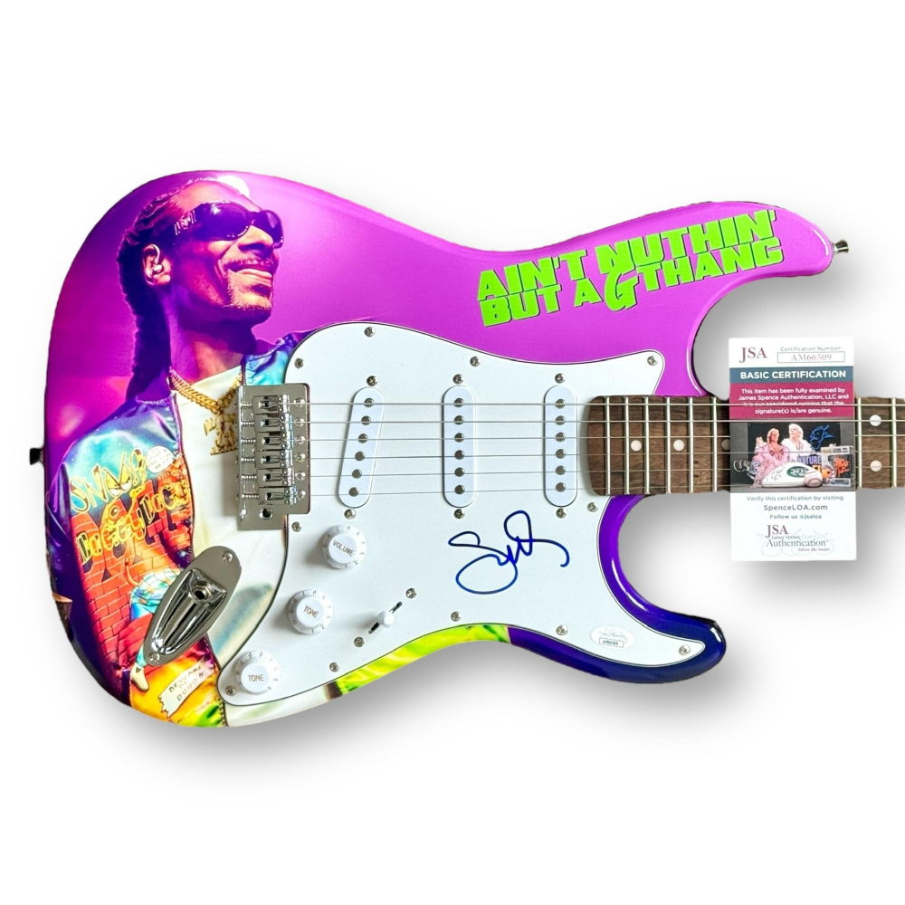 Snoop Dogg Signed Custom Stratocaster Style Guitar (JSA) | Pristine Auction