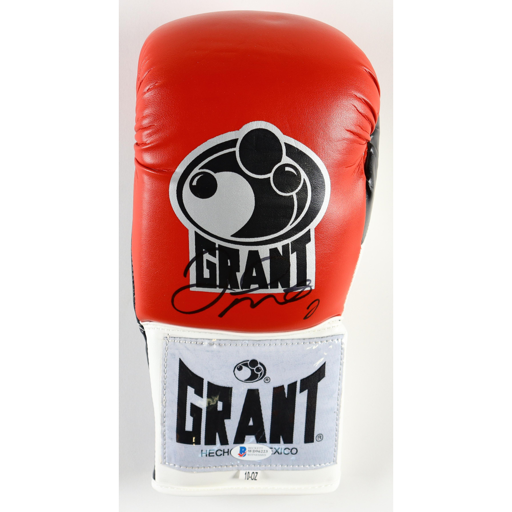 Floyd Mayweather Jr. Signed Grant Boxing Glove (Beckett) | Pristine Auction