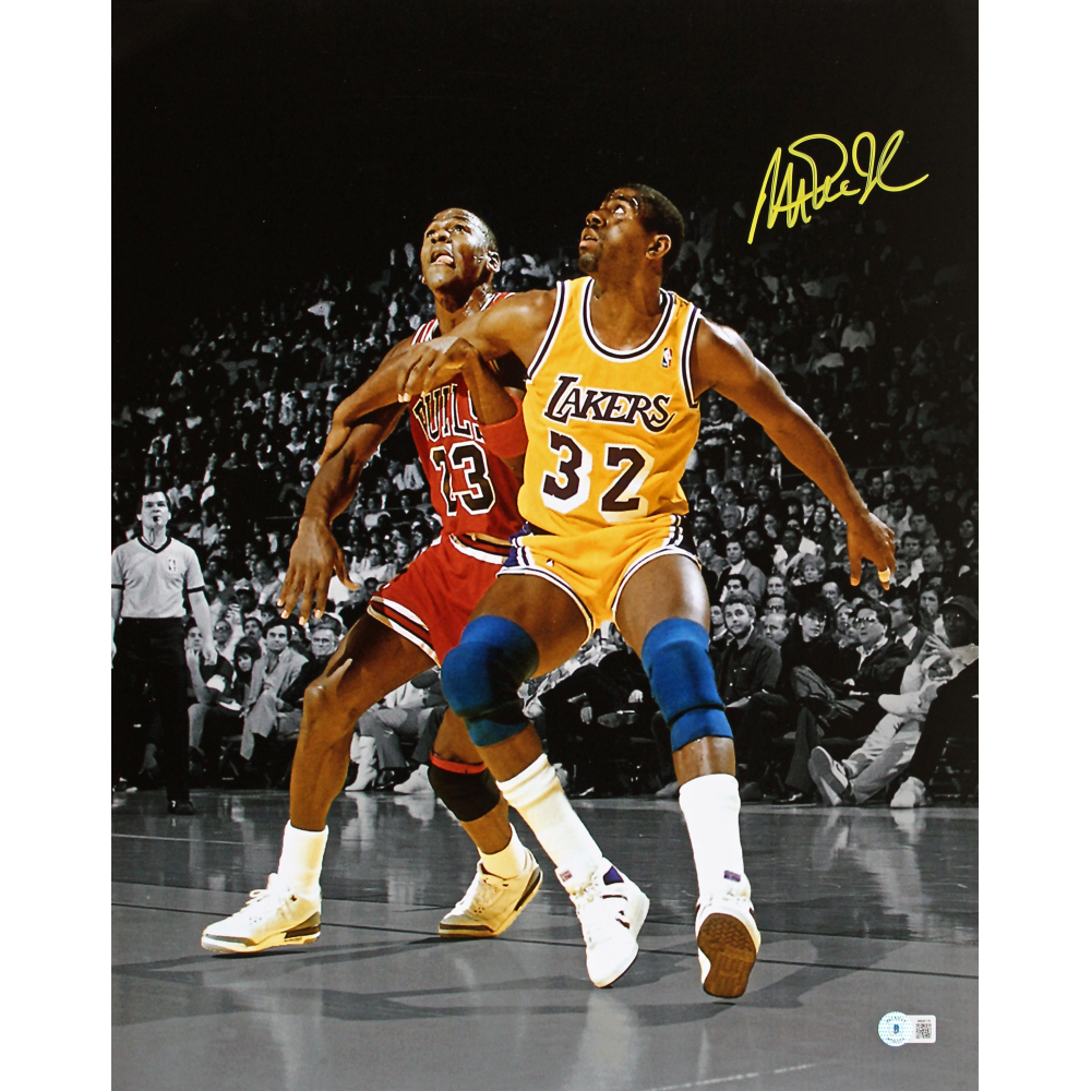 Magic Johnson Signed 16x20 Photo (Beckett) | Pristine Auction