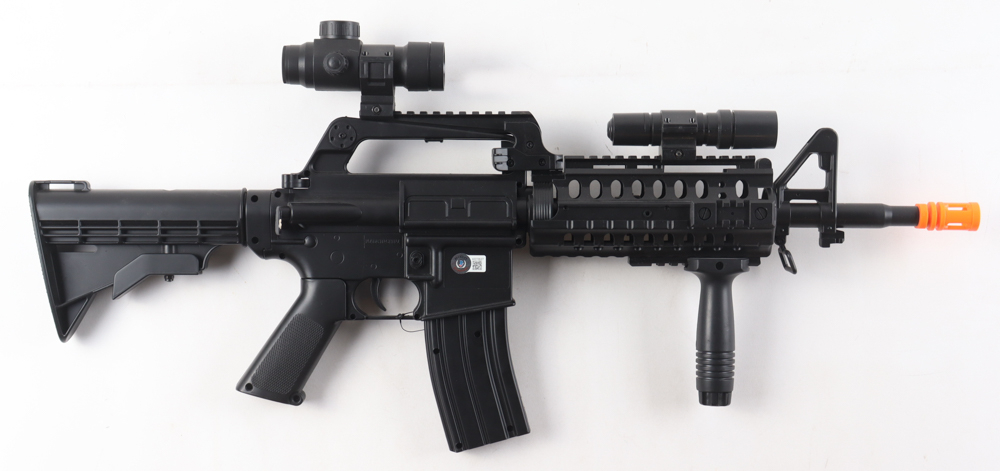 Jon Bernthal Signed "Punisher" Replica Assault Rifle Toy Gun Inscribed ...