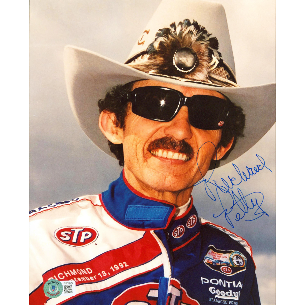 Richard Petty Signed NASCAR 8x10 Photo (Beckett) | Pristine Auction