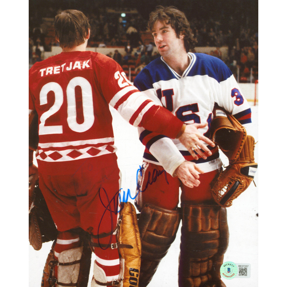 Jim Craig Signed Team USA 8x10 Photo (Beckett) | Pristine Auction