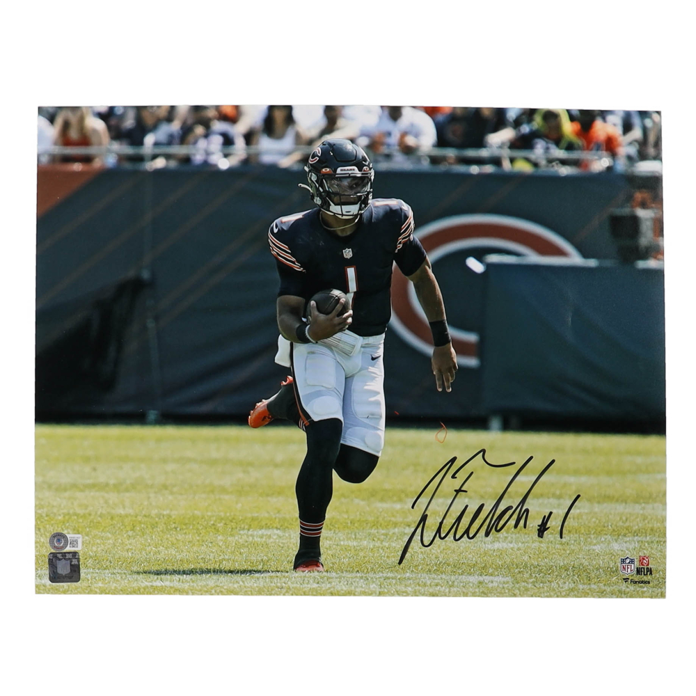 Justin Fields Signed Bears 16x20 Photo (Beckett) | Pristine Auction